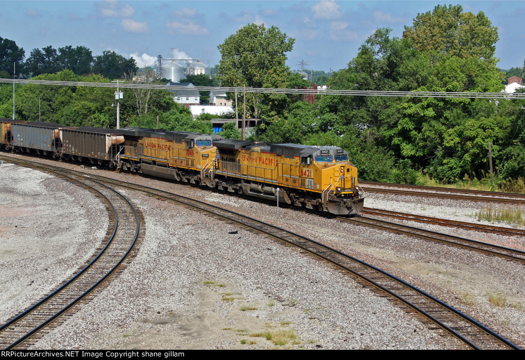UP 6421 Leads a loaded coal into the TRRA yard.